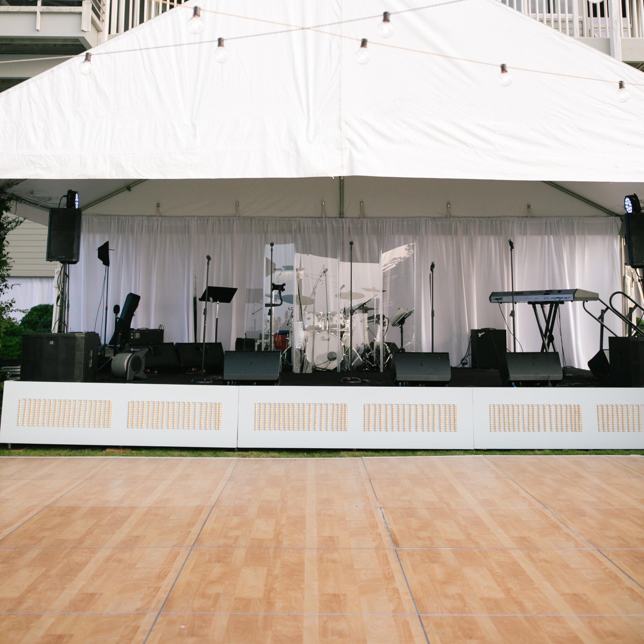 Birch Dance Floor - Party Reflections, Inc.