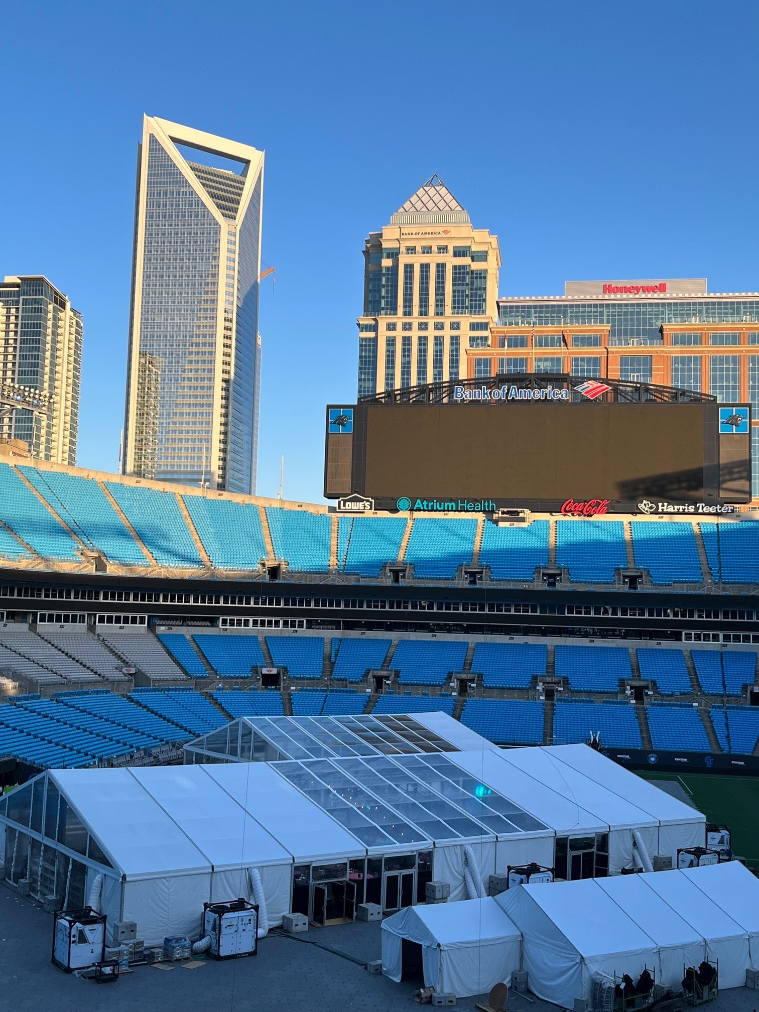 How Teamwork Created a Tented Event Venue in Record Time - Party ...